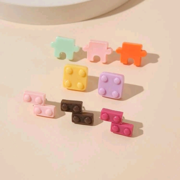 Hot Topic | Jewelry | 8 Piece Lego Style Earring Set | Poshmark